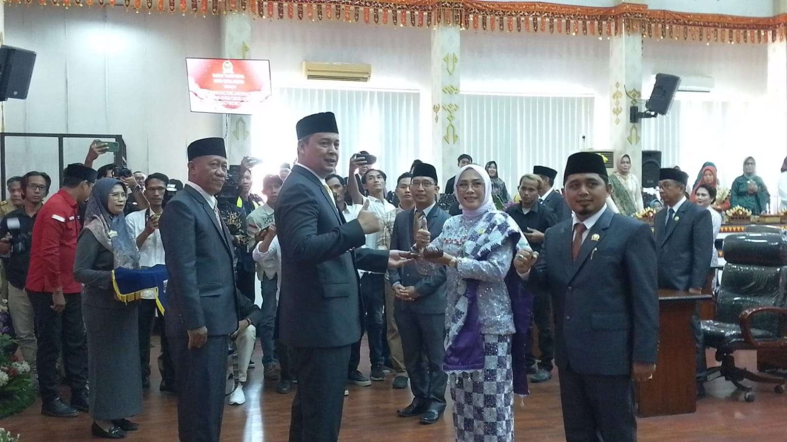 25 Anggota Dewan Perwakilan Rakyat Daerah (DPRD) Kota Metro Periode ...